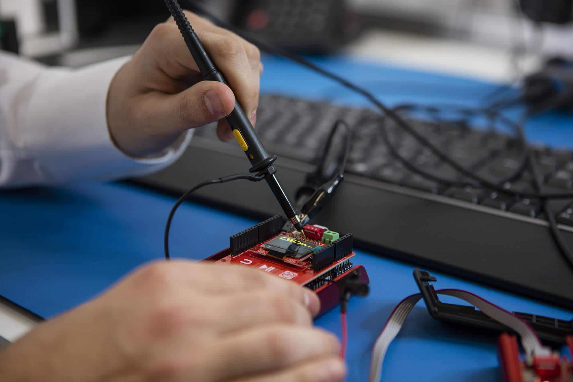 Positioning Actuators With DC Gearmotors - Precision Microdrives