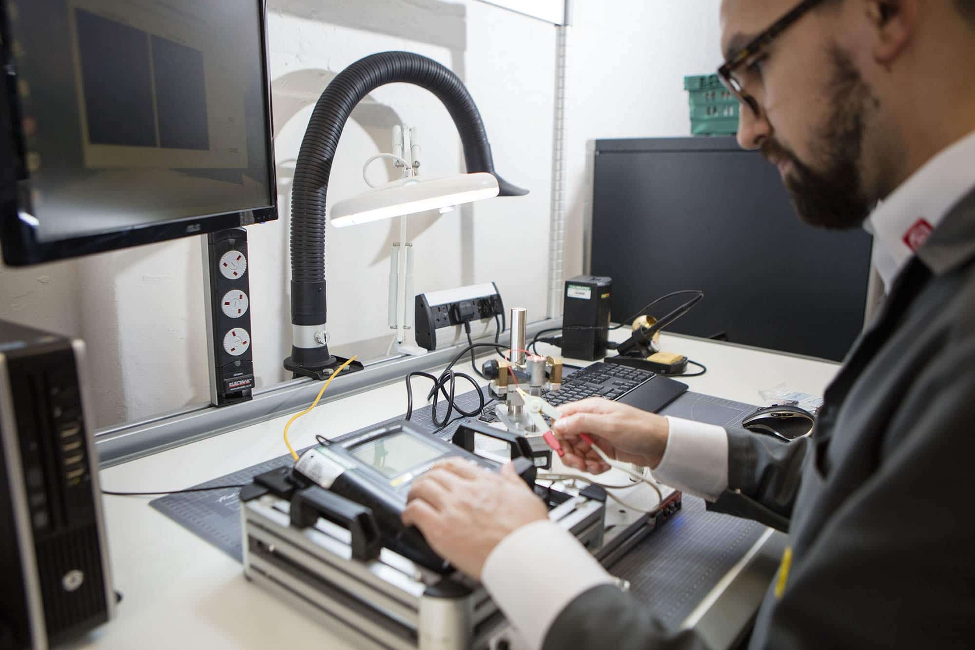AB-011: Electrical Techniques For Using Different Power Sources ...